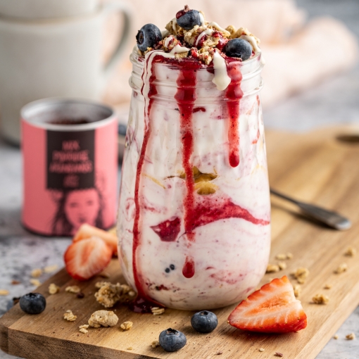 Yogur con arándanos y granola | Receta | JUST SPICES